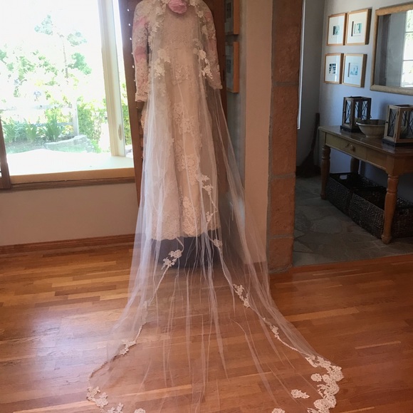 Dresses | Vintage Wedding Dress With Vail | Poshmark